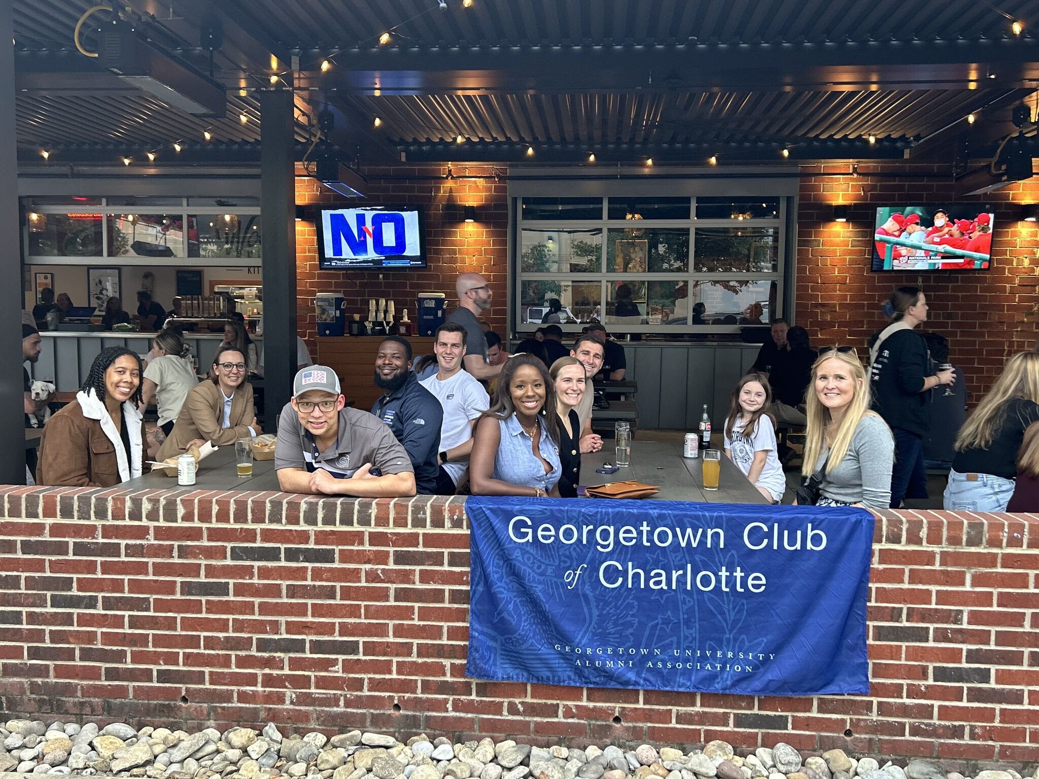 Club of Charlotte: Happy Hour & Trivia - Georgetown Alumni